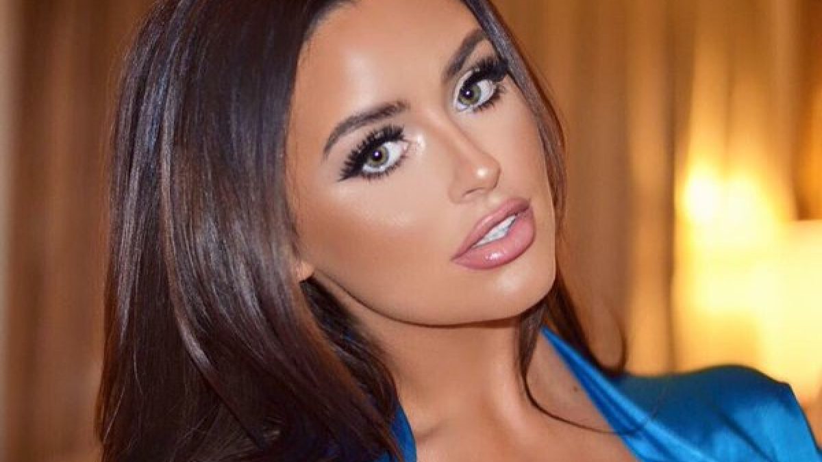 Abigail Ratchford's Instagram, Twitter & Facebook on IDCrawl